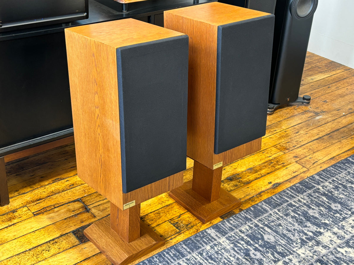 JSE Infinite Slope, 0.6 - Exceptional Stand Mount Speaker System – Holt ...