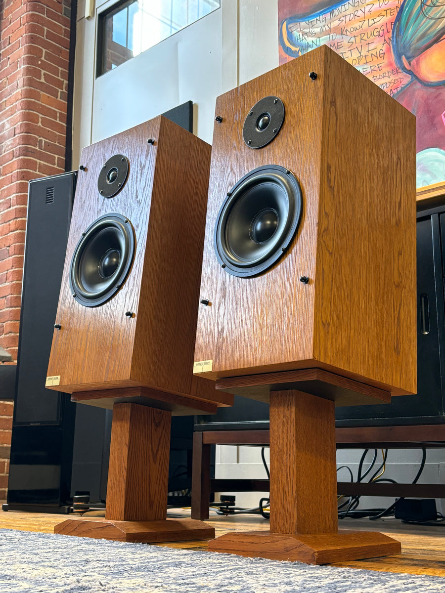 JSE Infinite Slope, 0.6 - Exceptional Stand Mount Speaker System – Holt ...