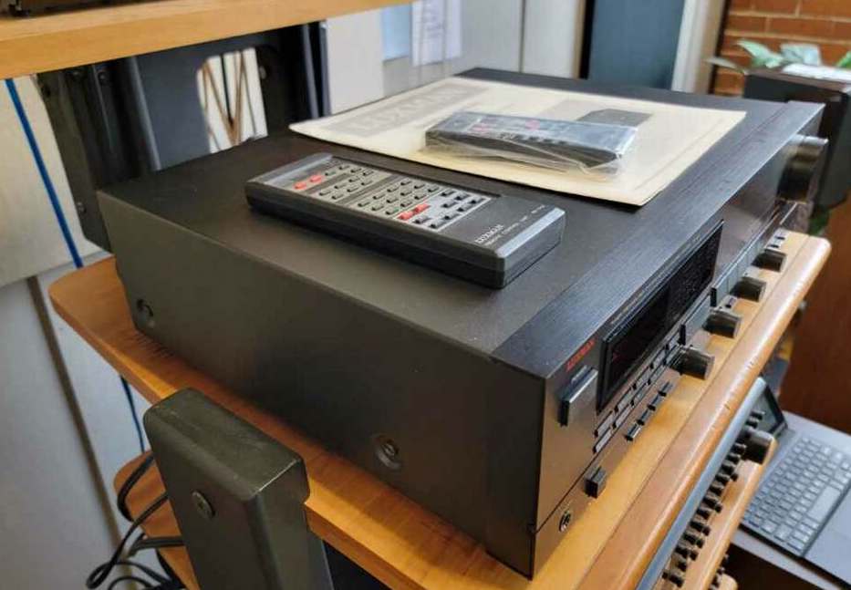 Luxman TP 114 Preamp Controller Tuner Holt Hill Audio luxman-tp-114-preamp-controller-tuner-holt-hill-audio