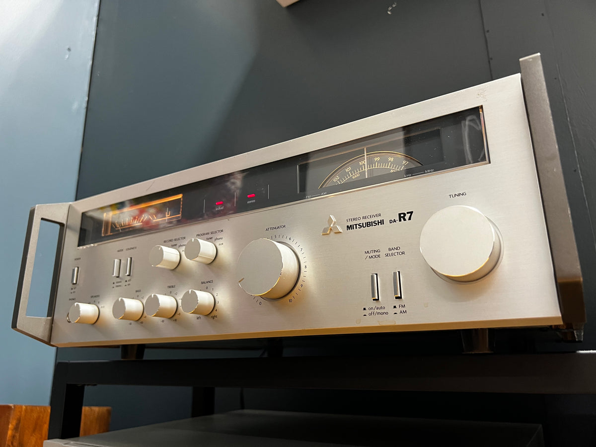 Mitsubishi DA-R7 Stereo Receiver, Cool Look! – Holt Hill Audio