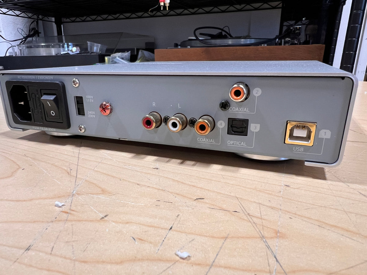 Nuforce DAC-80, Great Budget DAC! – Holt Hill Audio