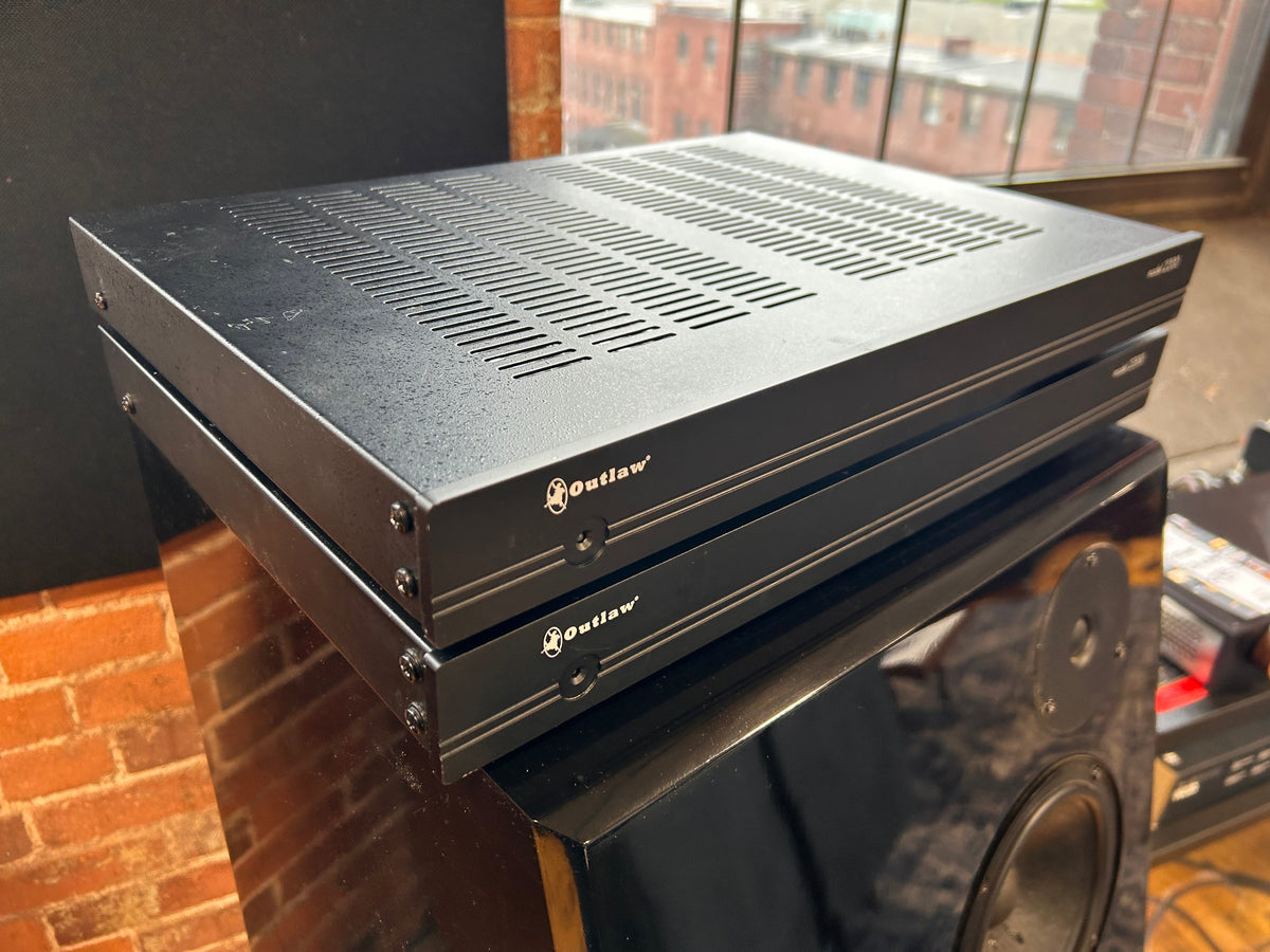 Outlaw Audio Model 2200 Monoblock Power Amplifiers, Slim Design – Holt ...