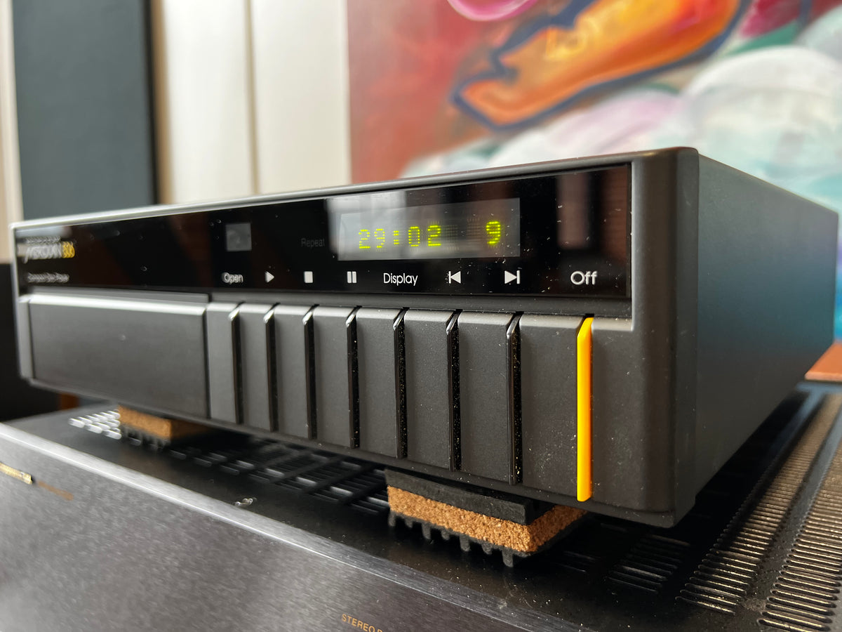 Meridian 506 Compact Disc Player – Holt Hill Audio